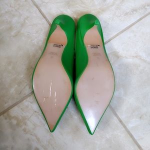 Zara | Shoes | Rare Hp Zara Kelly Kermit Green Leather Pointy Toe Mules ...
